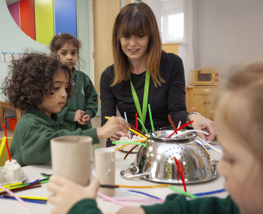Admissions | Leagrave Primary School | Ofsted Outstanding